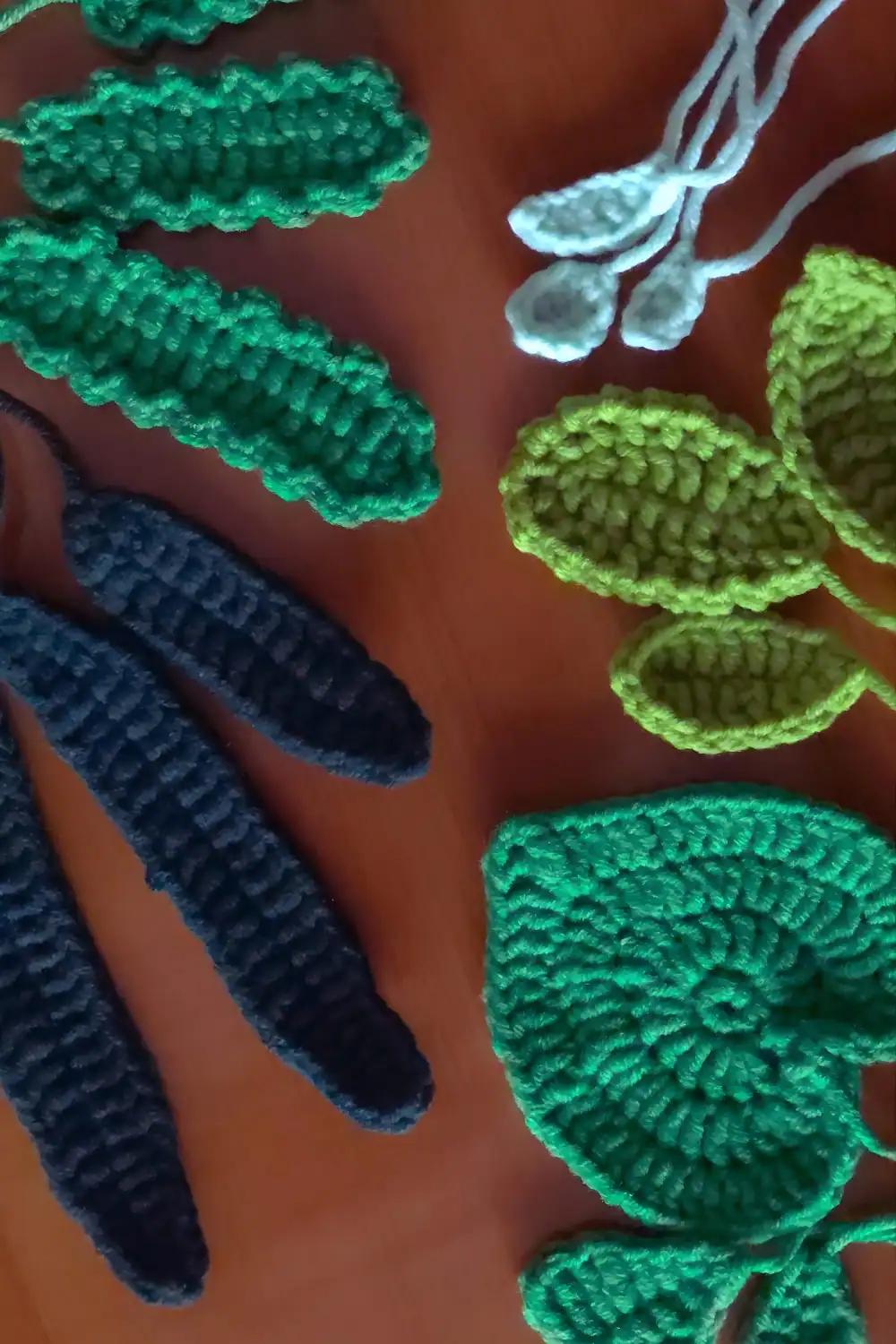 15 Ways to Crochet Leaf Applique (Free Pattern) | The LILI Path
